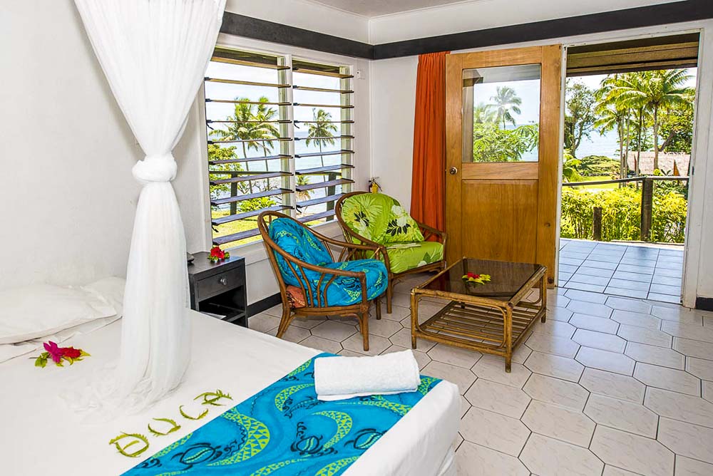 Crusoe's Retreat, Fiji - Reviews, Pictures, Videos, Map