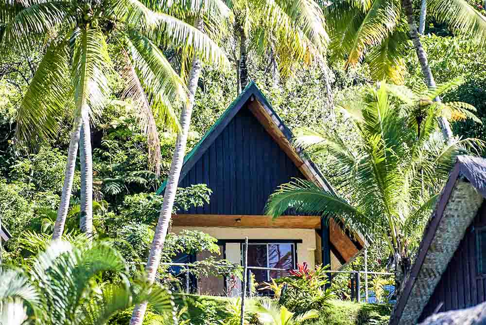 Crusoe's Retreat, Fiji - Reviews, Pictures, Videos, Map